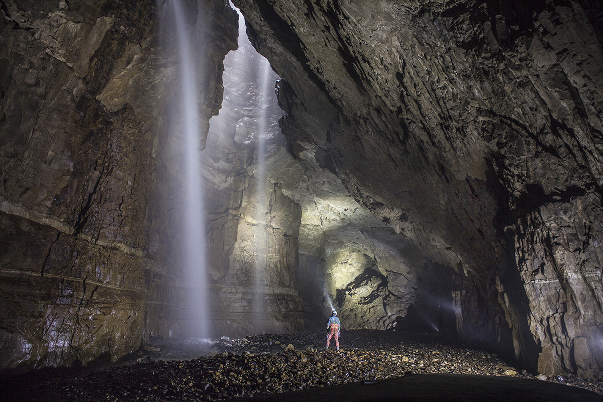 CNCC - Gaping Gill: Information for Cavers